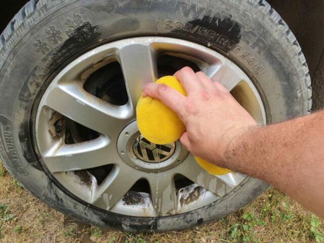 How To Clean Brakes Without Removing The Wheel: The Easiest Way