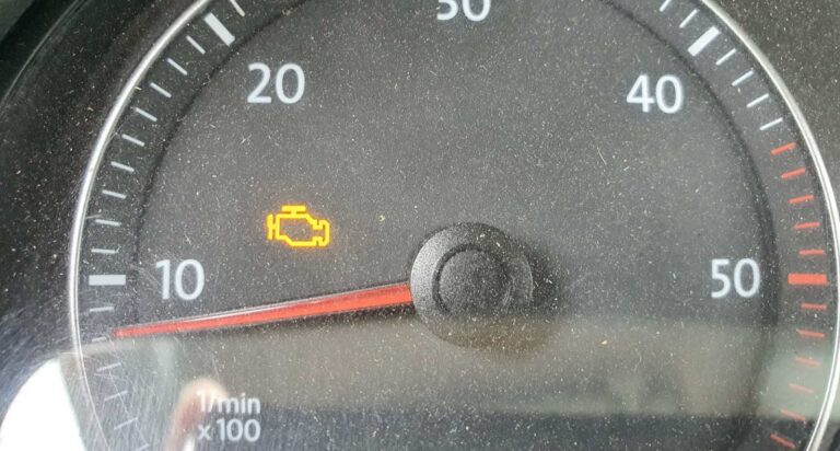 10 Symptoms of a Bad Camshaft Position Sensor